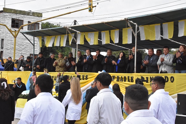 El vicegobernador Alberto Bernis acompañó al pueblo de Fraile Pintado ...